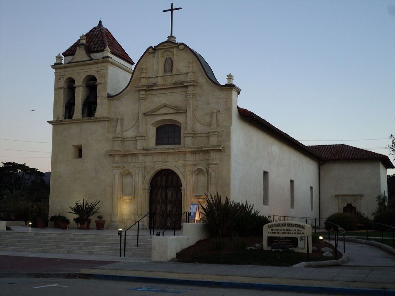 Locations Hub - San Carlos Cathedral - Historic Royal Presidio Chaple ...