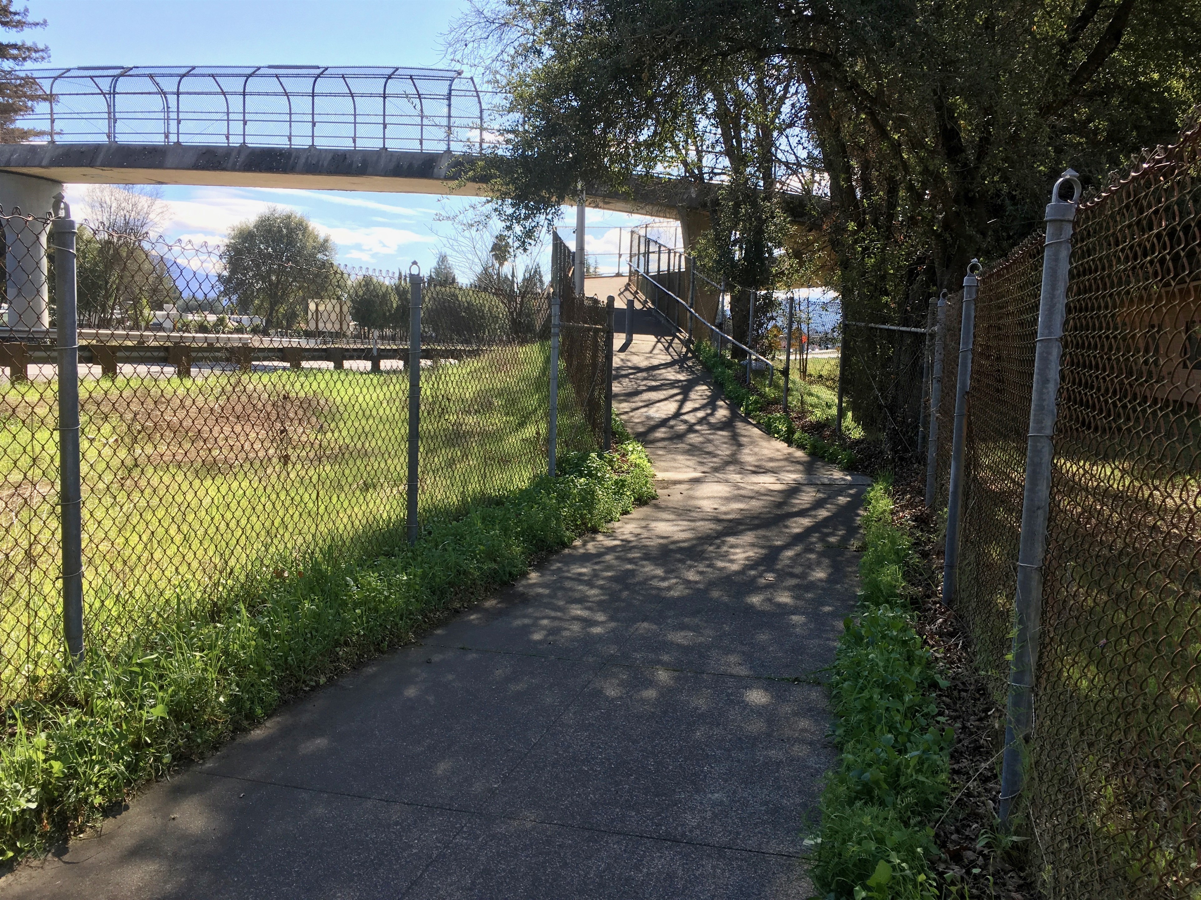 Locations Hub - Ukiah Pedestrian Bridge over Highway 101