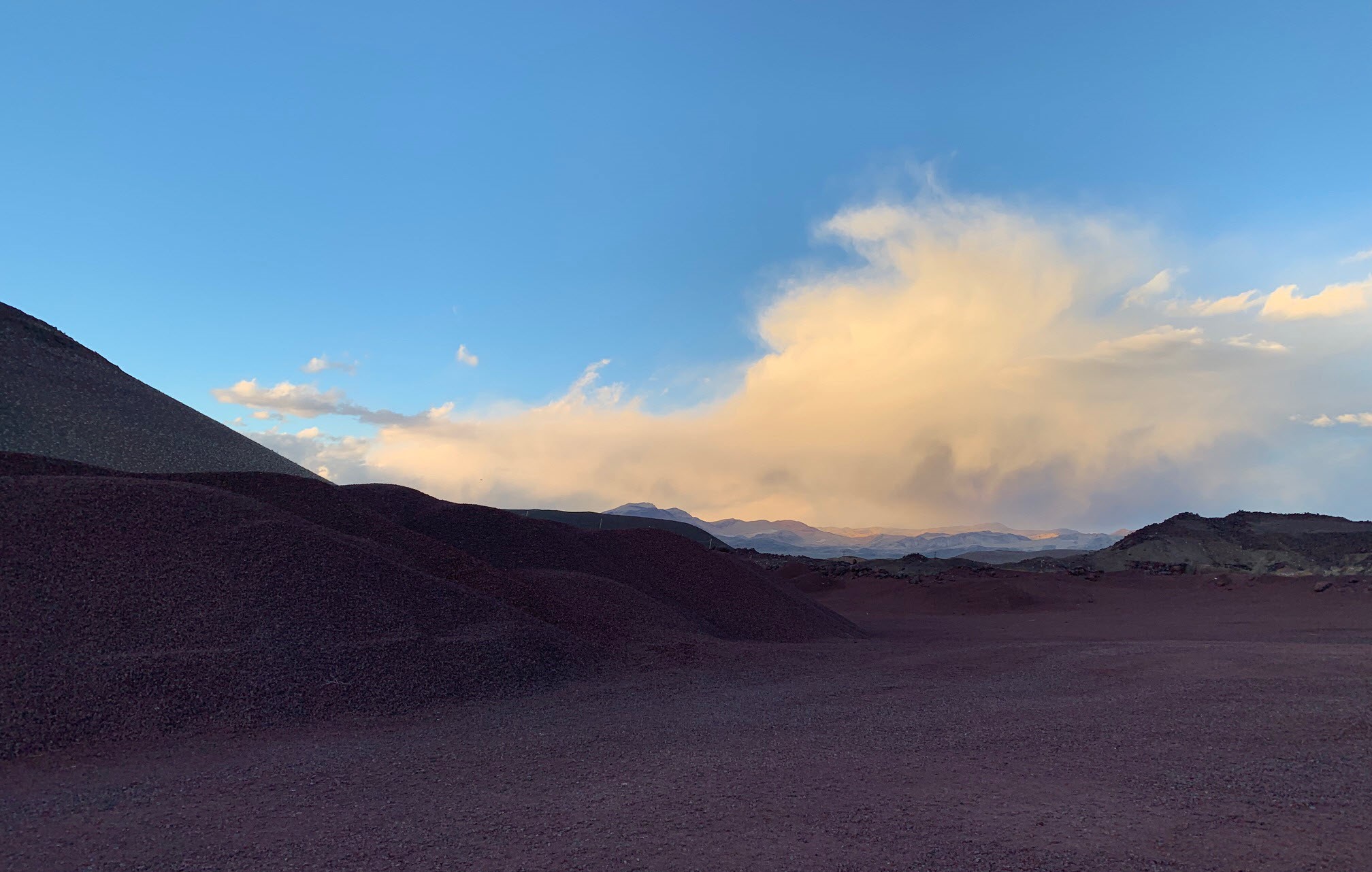 Locations Hub - Red Hill Cinder Mine - Twin Mountain Rock Venture, LLC