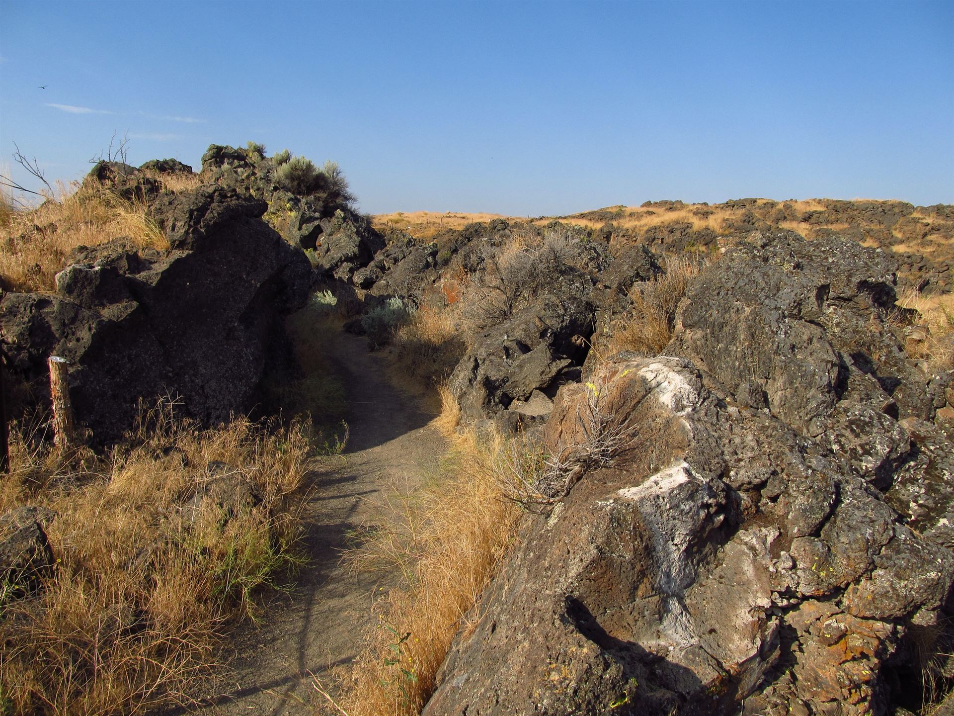 Locations Hub - Lava Beds National Monument & Valentine Cave