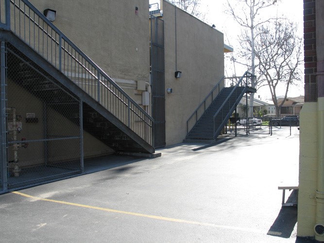 Locations Hub - Dorris Place Elementary School - LAUSD