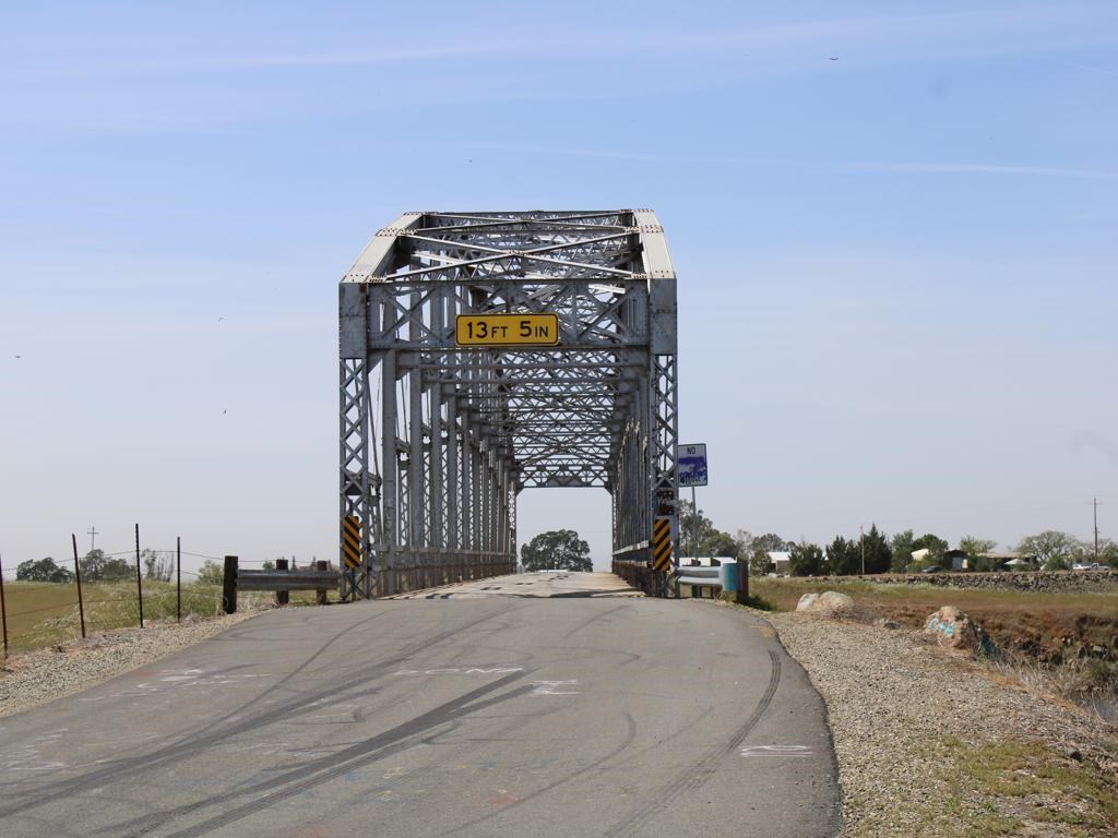 Locations Hub - Blackford Rd Bridge