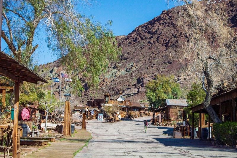 Locations Hub - Calico Ghost Town - Odessa & Mule Canyon Off Highway ...