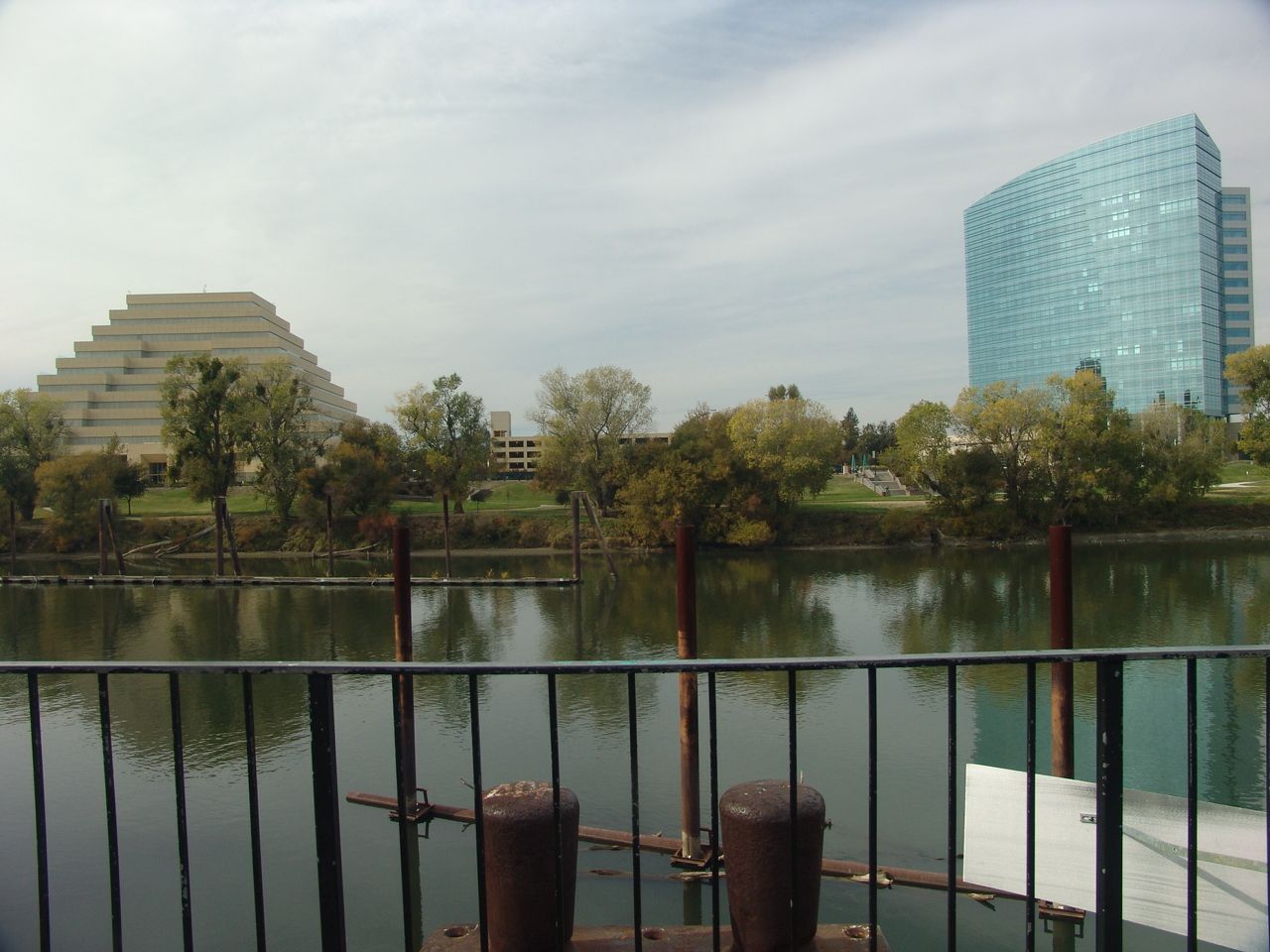 Locations Hub - California State Teachers' Retirement System Building ...