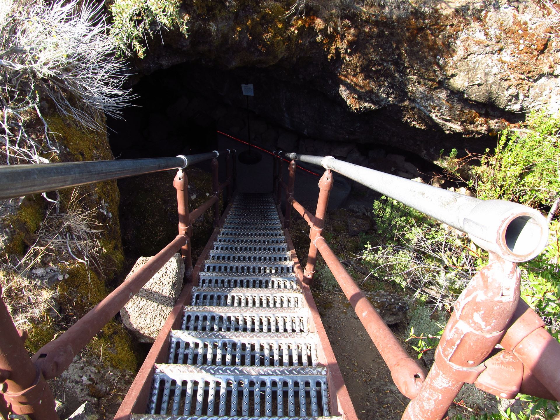 Locations Hub - Lava Beds National Monument & Valentine Cave