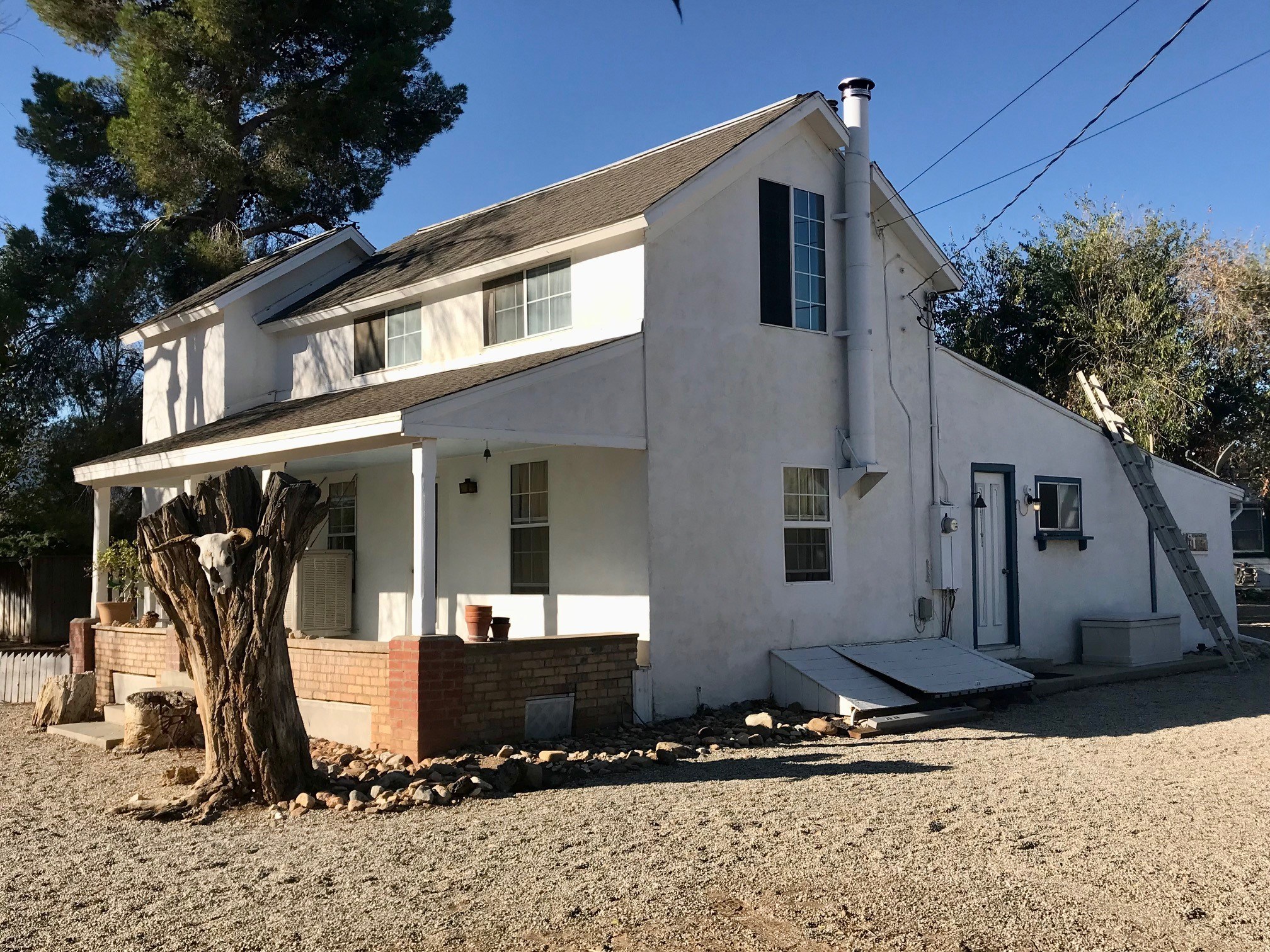 Locations Hub - Pearblossom Picture Ranch
