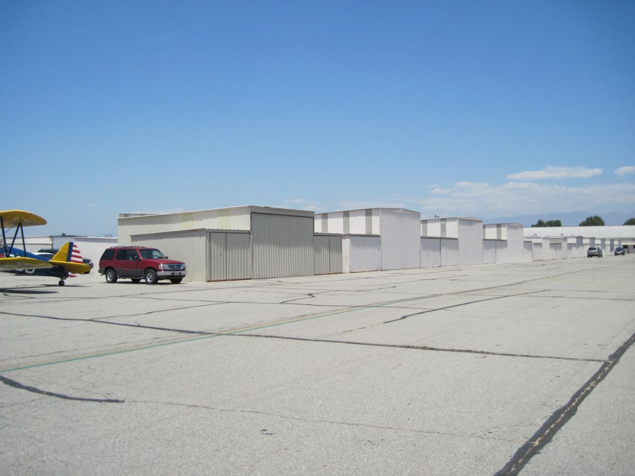 Locations Hub - Chino Airport aka Cal Aero Field - adjacent to Planes ...