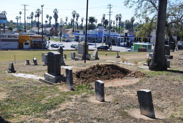 Locations Hub - Angelus-Rosedale Cemetery