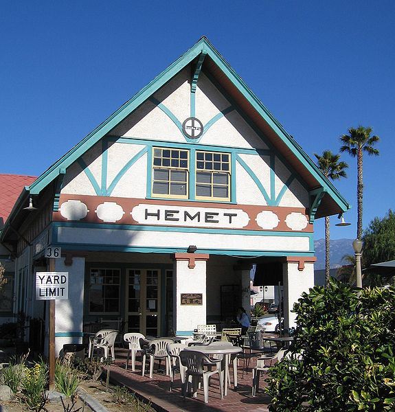 Locations Hub - Downtown Hemet