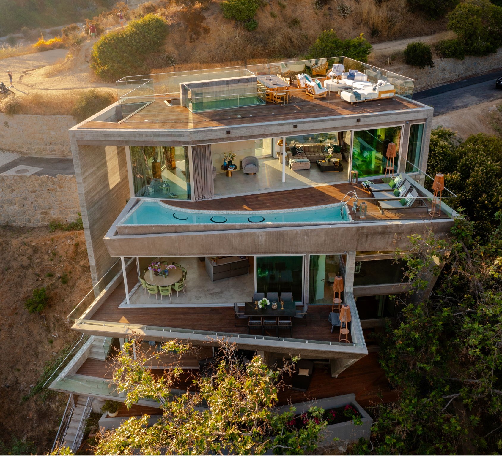 Locations Hub - The Grueter Residence