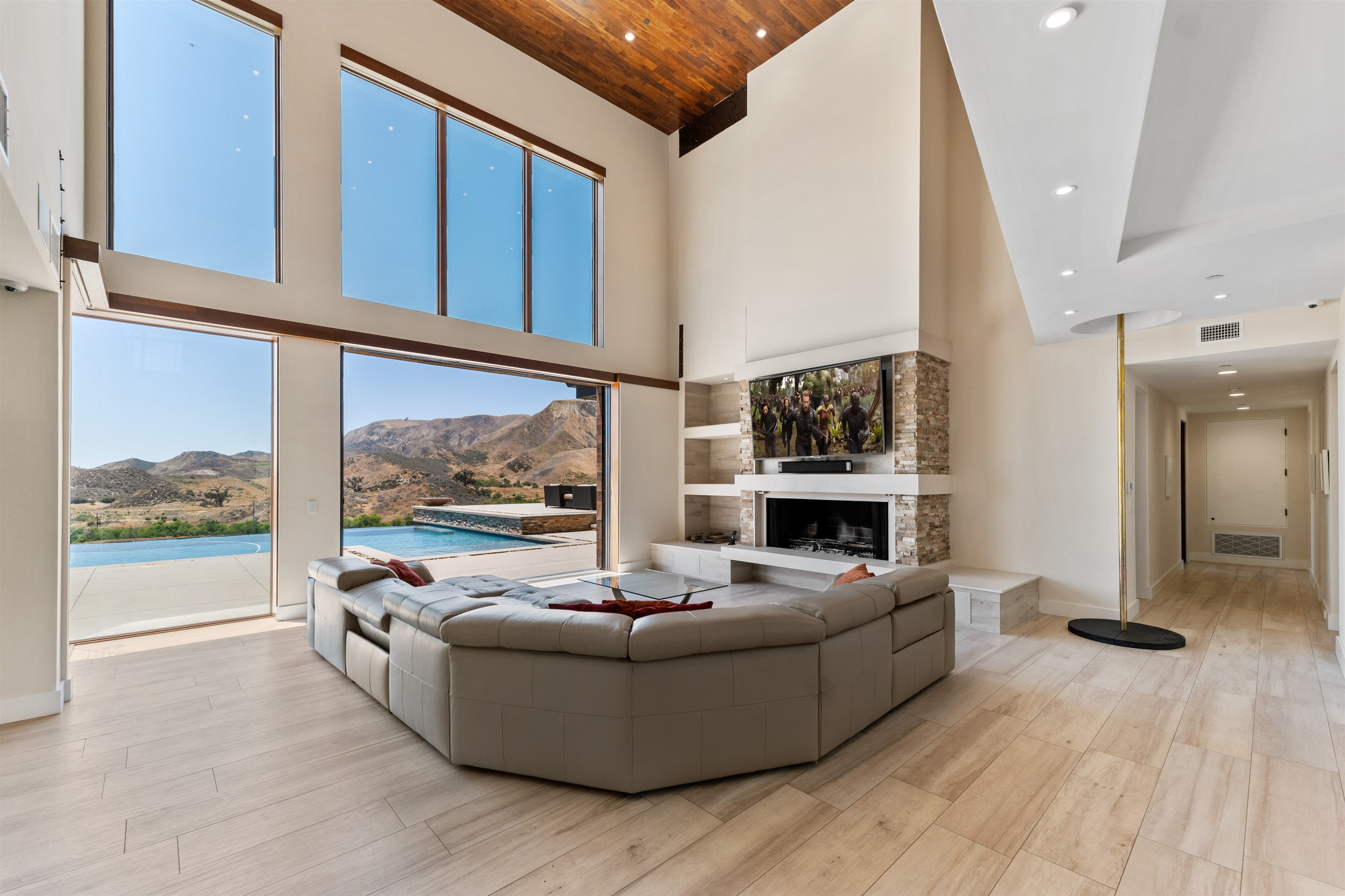 Locations Hub - TBH Filming Location