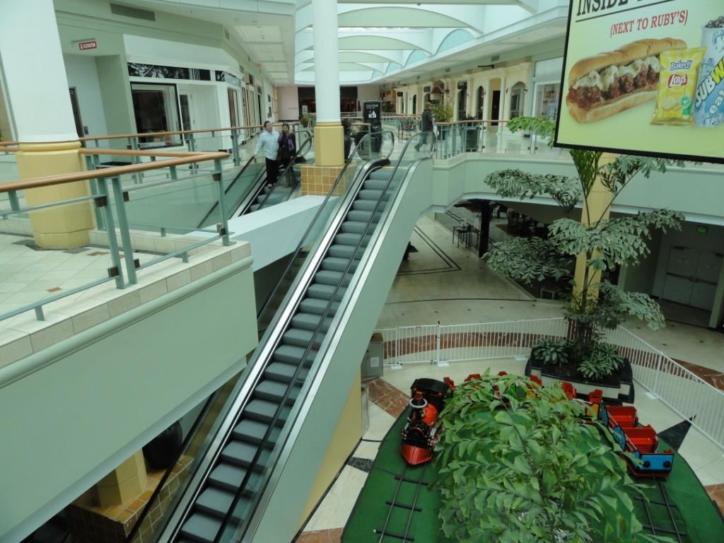 Locations Hub - Westfield Promenade Shopping Center