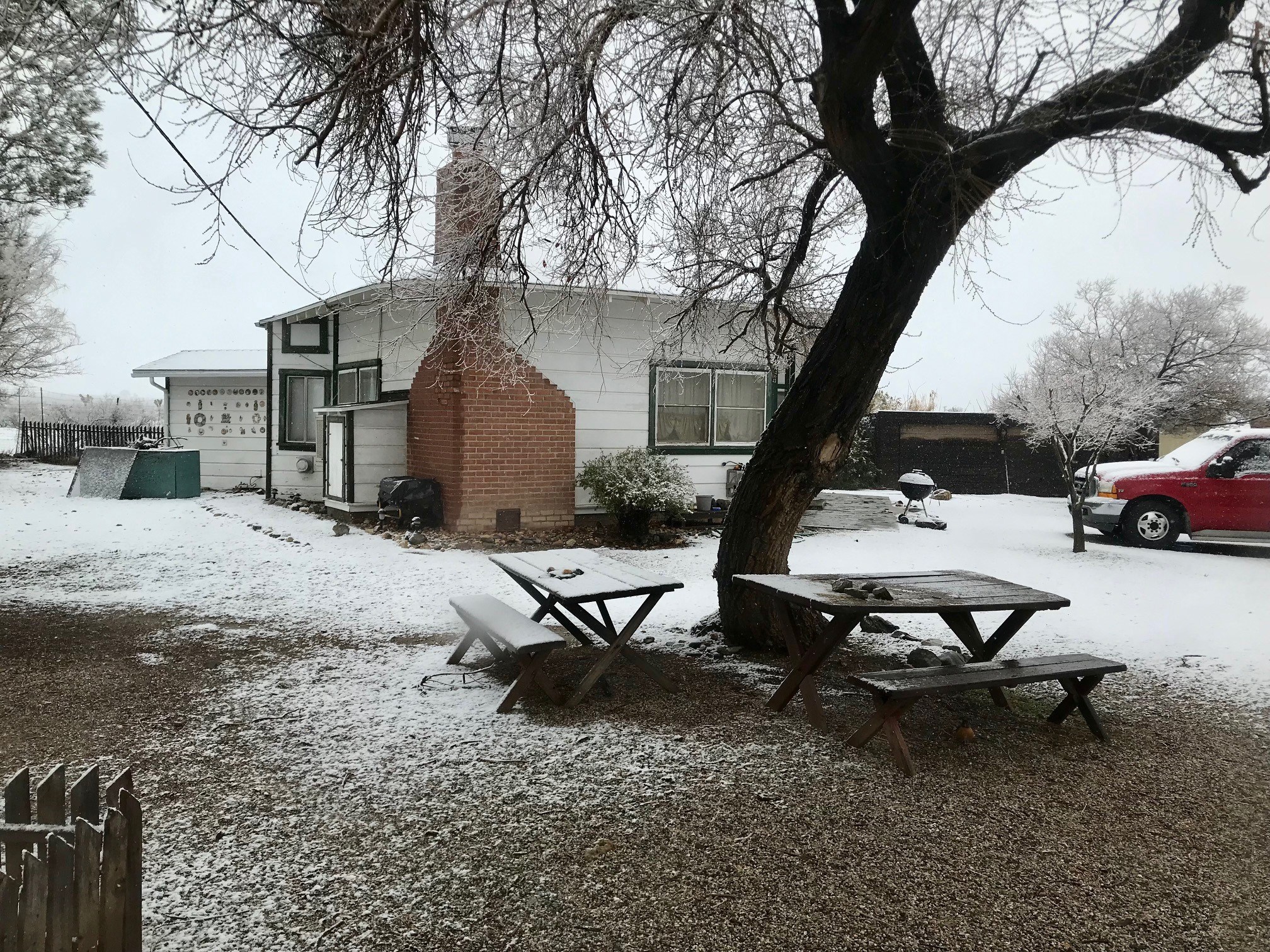 Locations Hub - Pearblossom Picture Ranch