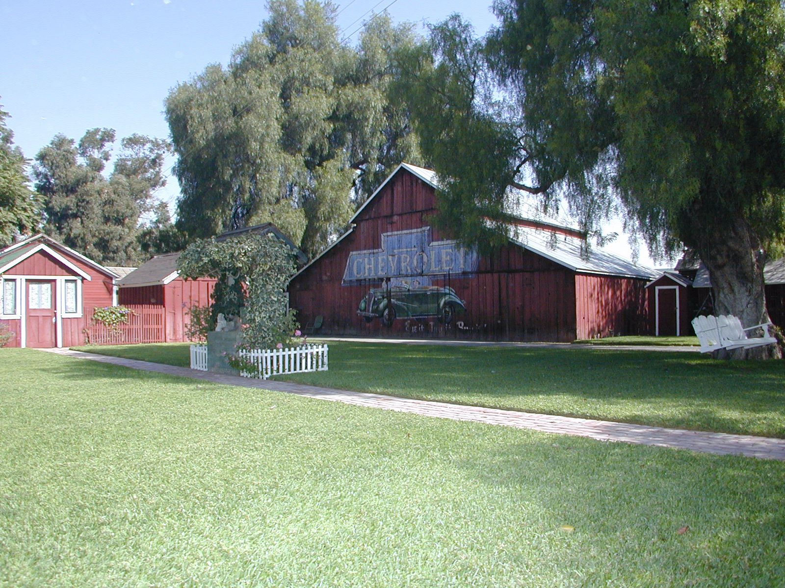 Locations Hub - Paddison Farm Victorian Estate