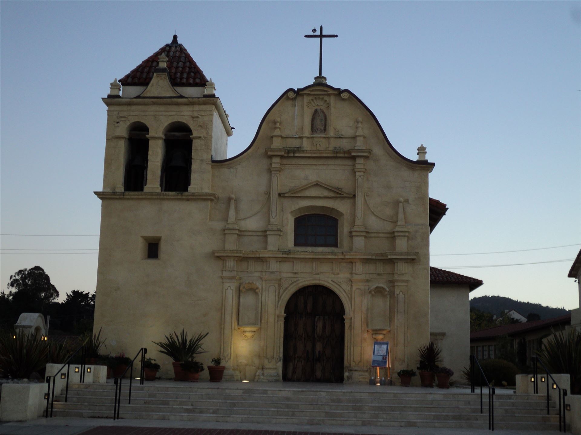 Locations Hub - San Carlos Cathedral - Historic Royal Presidio Chaple ...