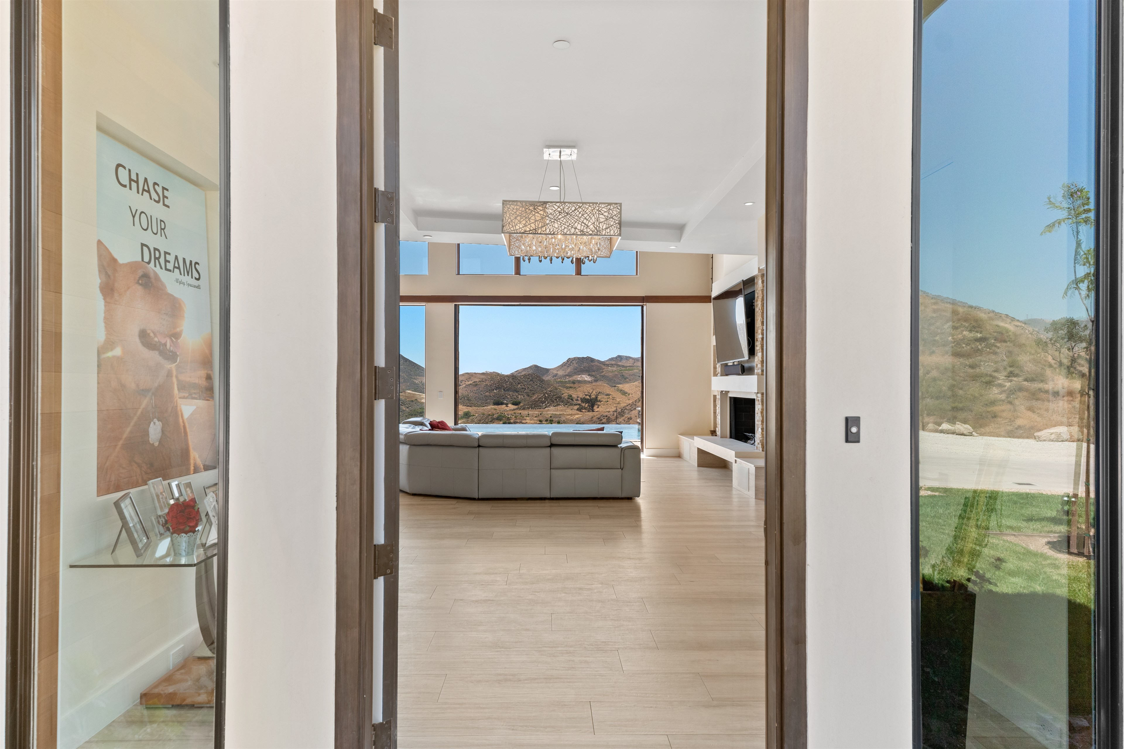 Locations Hub - TBH Filming Location