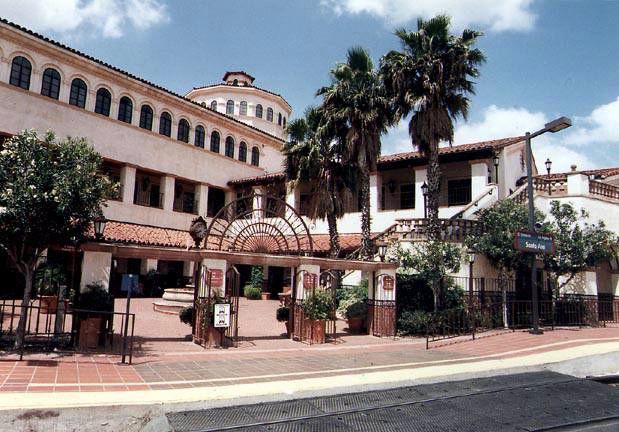 Locations Hub - Santa Ana Regional Transportation Center