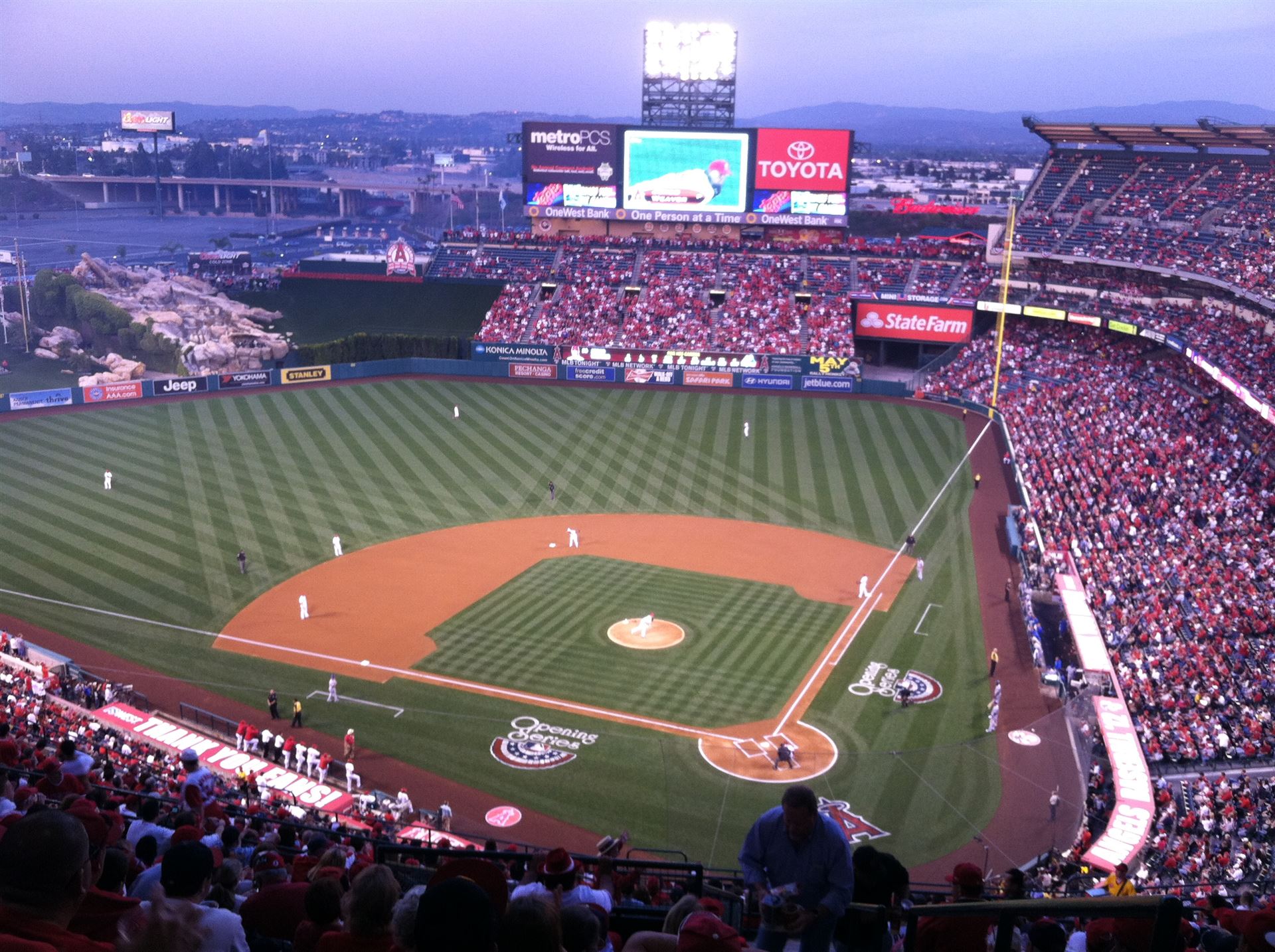 Locations Hub - Angels Stadium aka Edison Field / Anaheim Stadium