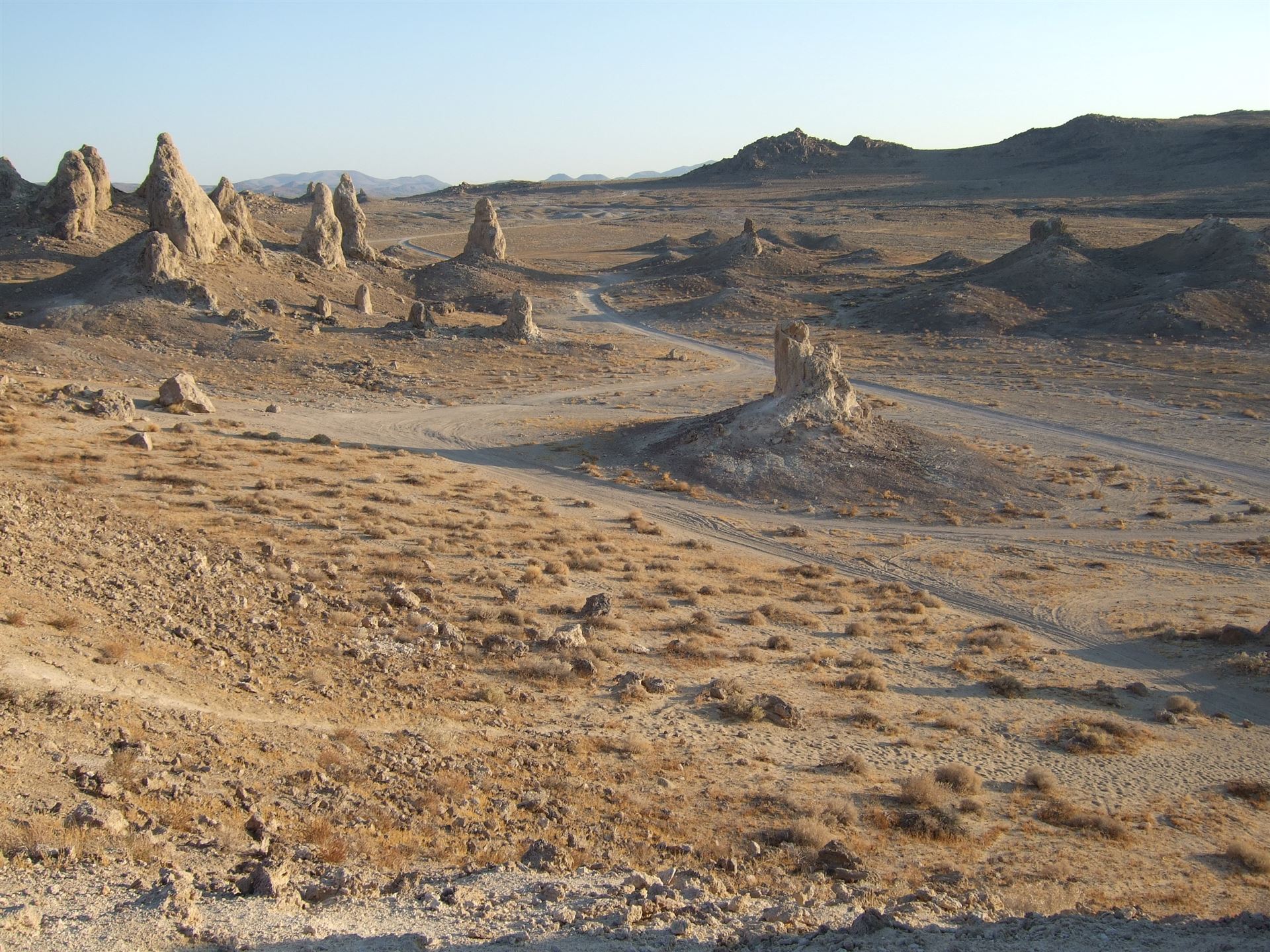 Locations Hub - Trona Pinnacles - Ridgecrest District - Bureau of Land ...